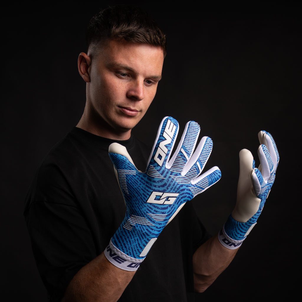 OG1 Wave | Negative Cut Goalkeeper Gloves | One Glove® America – The ...